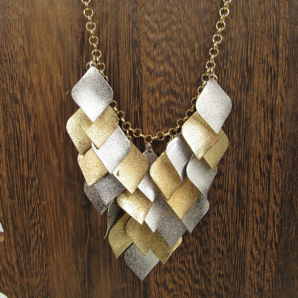 20" Two Tone Tiered Cool Necklace Vintage Costume - Gem